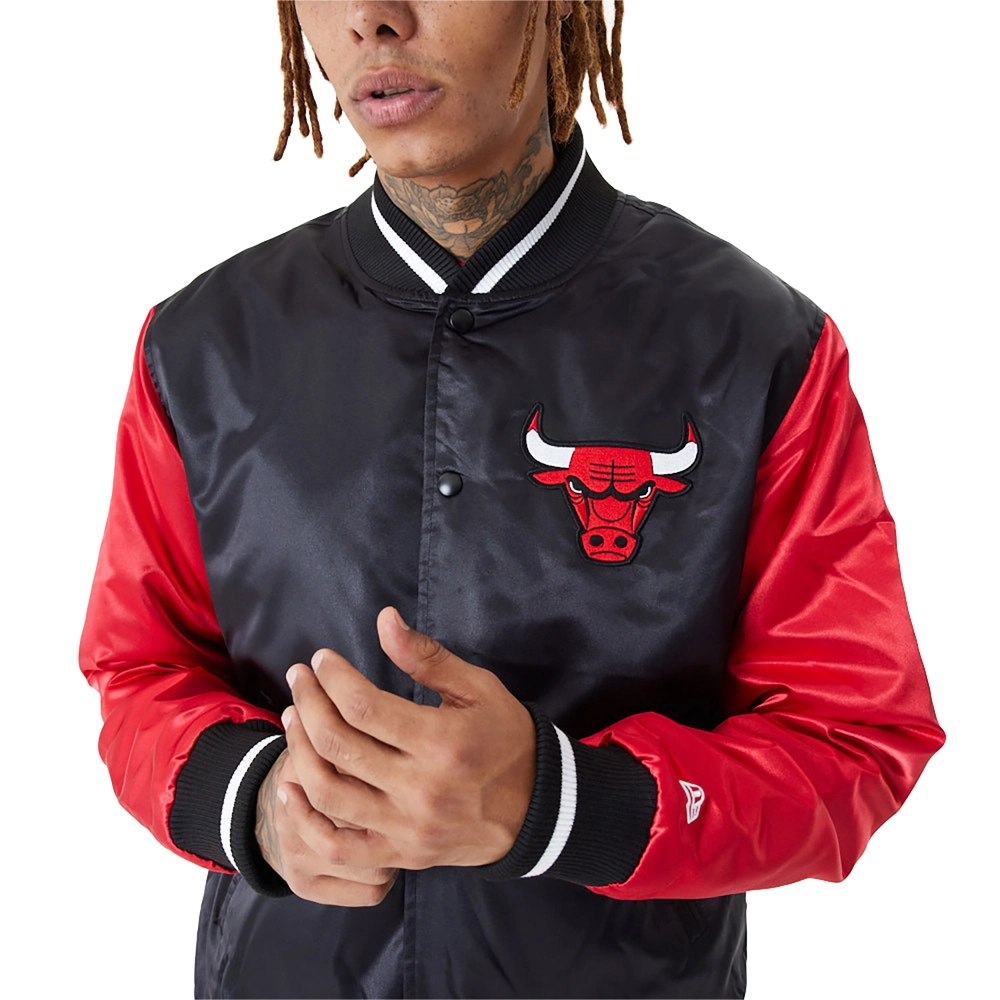 New Era - New Era Chicago Bulls NBA Satin Bomber Jacket 'Black' - NBA