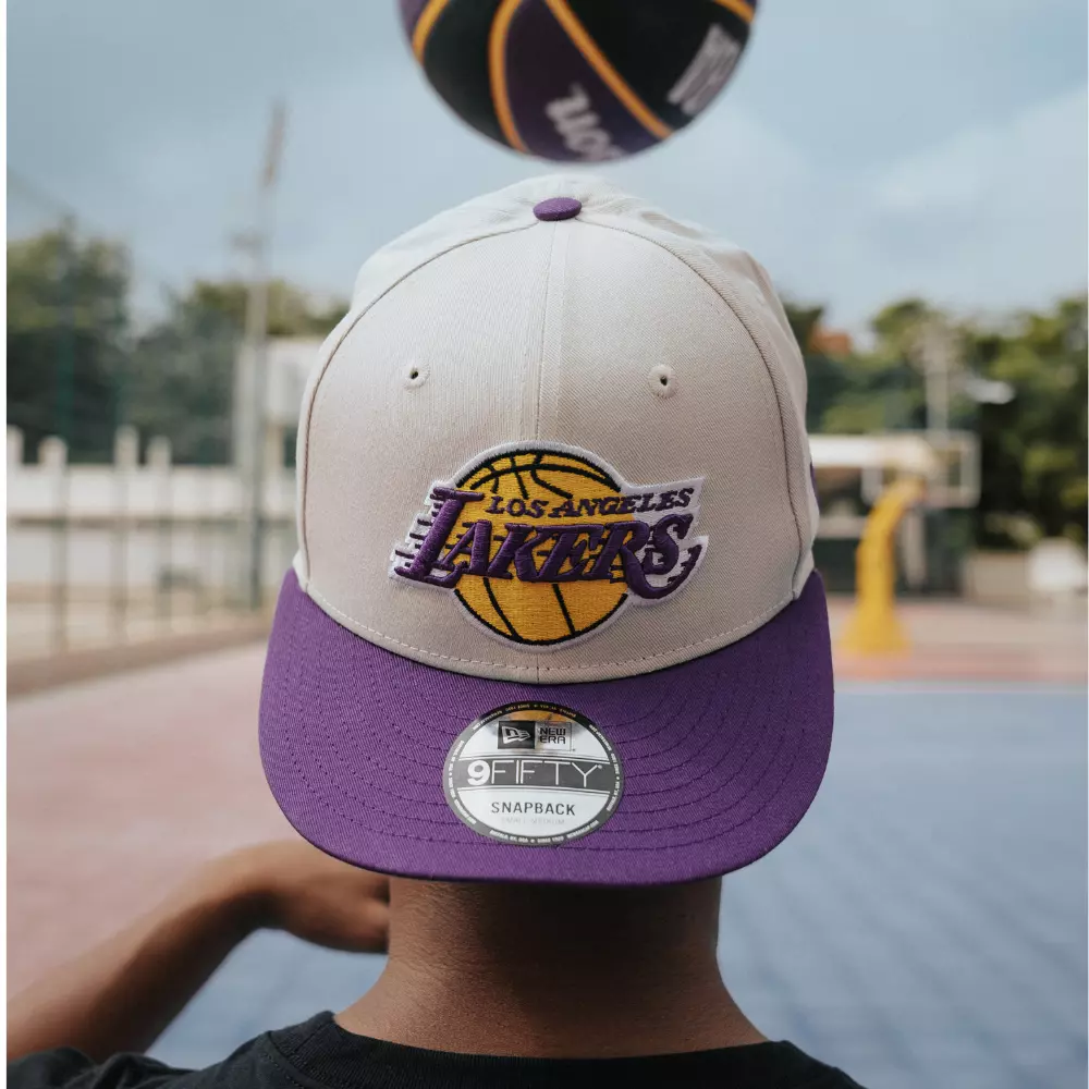 New Era - New Era Los Angeles Lakers NBA Logo 9Fifty Snapback Cap ...