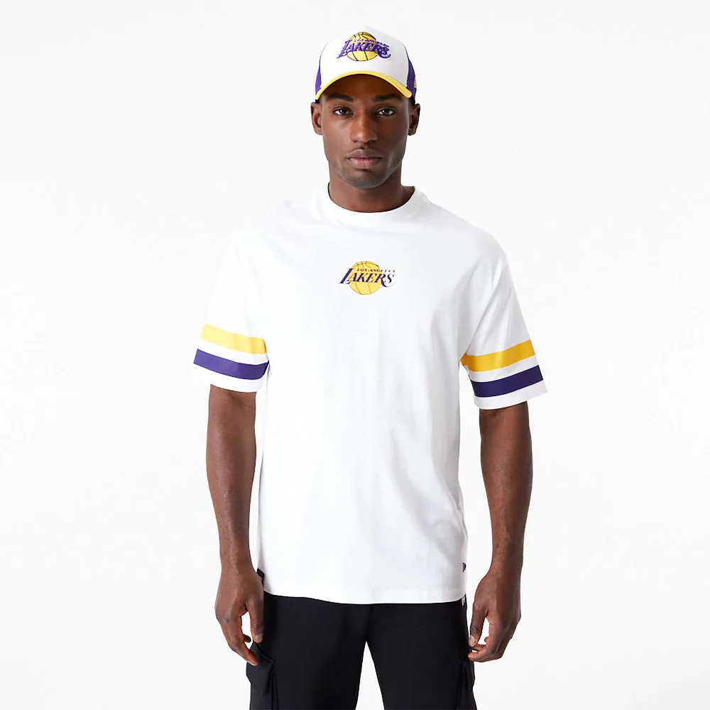 New Era - New Era Los Angeles Lakers NBA Arch Graphic Oversized T-Shirt ...