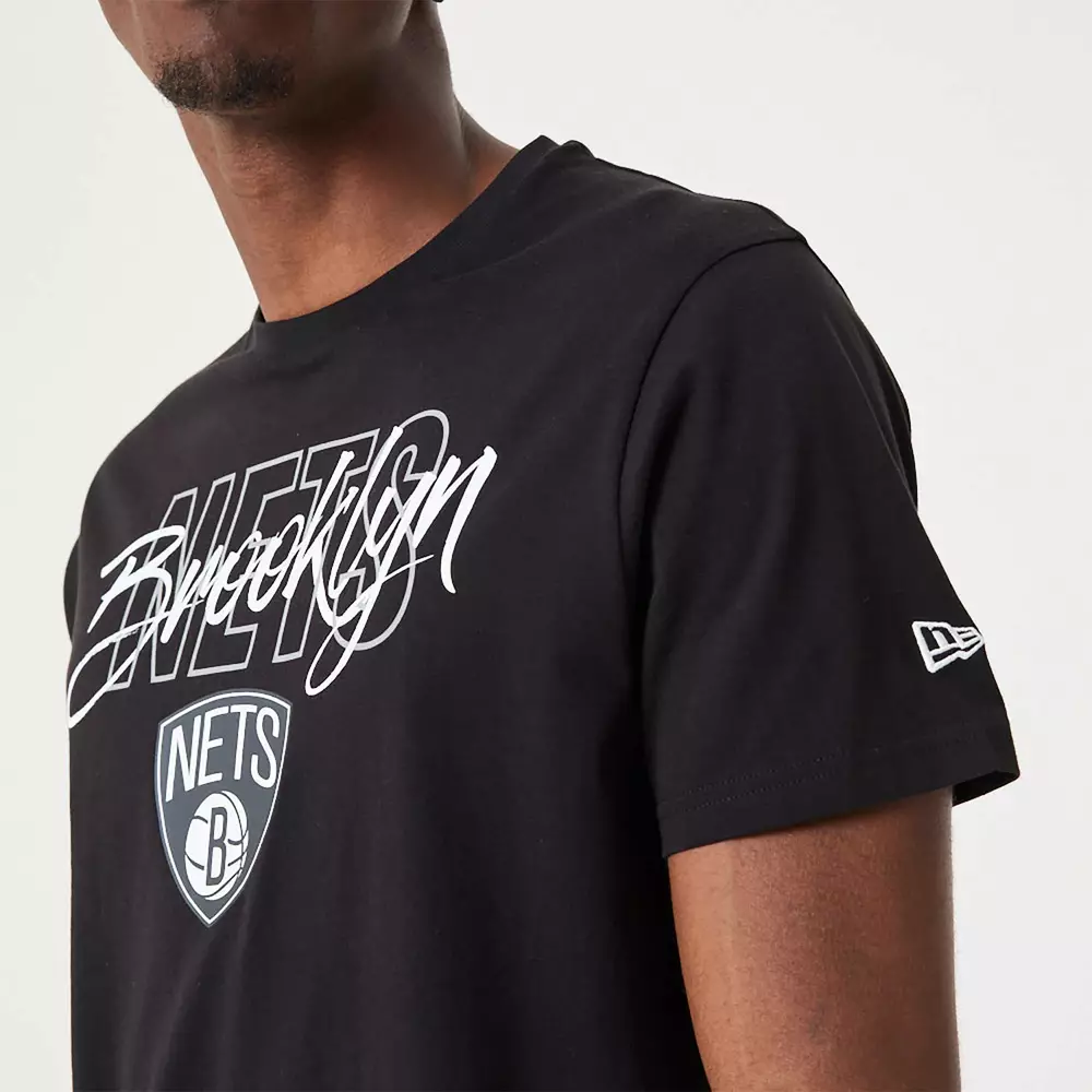 New Era - New Era Brooklyn Nets NBA Script T-Shirt 'Black/White' - NBA